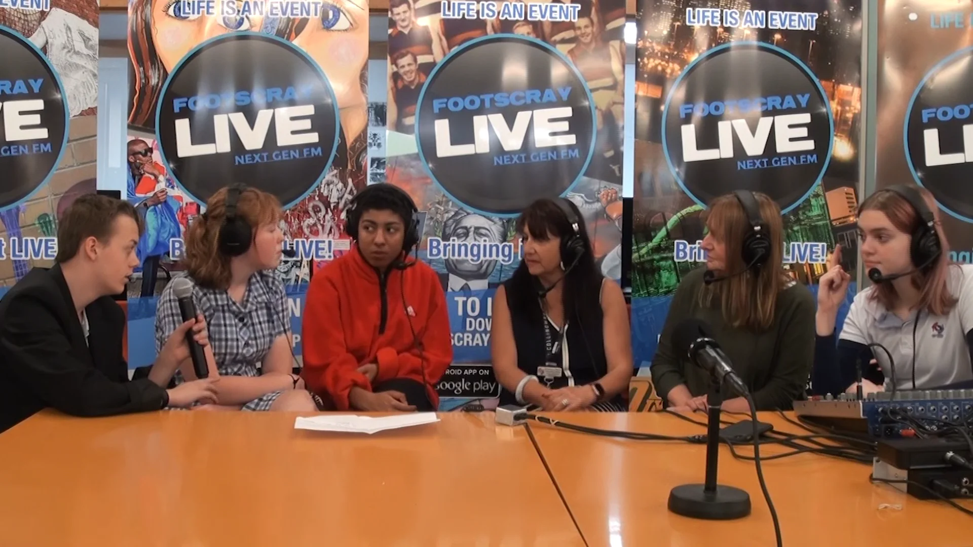 FOOTSCRAY LIVE - THE HEALTH SHOW hosted by Footscray City College on Vimeo