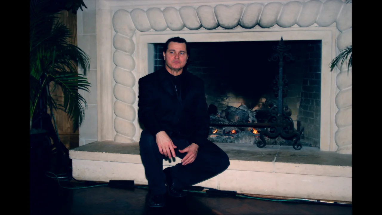 Domino performed by Craig Singleton on Vimeo