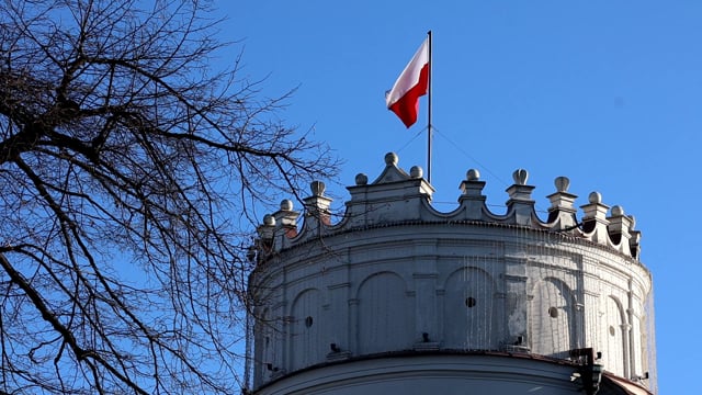 Castle Flag Sky - Free video on Pixabay