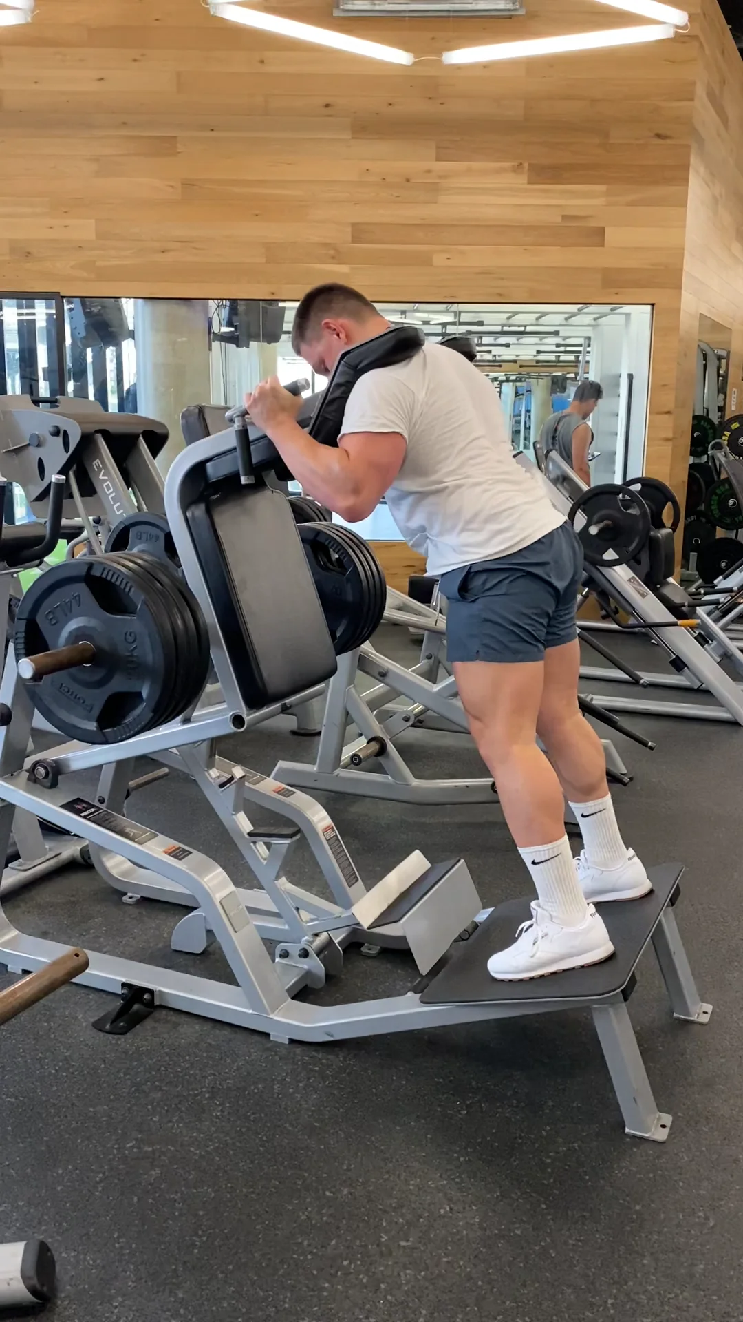 Plate loaded squat variation on Vimeo