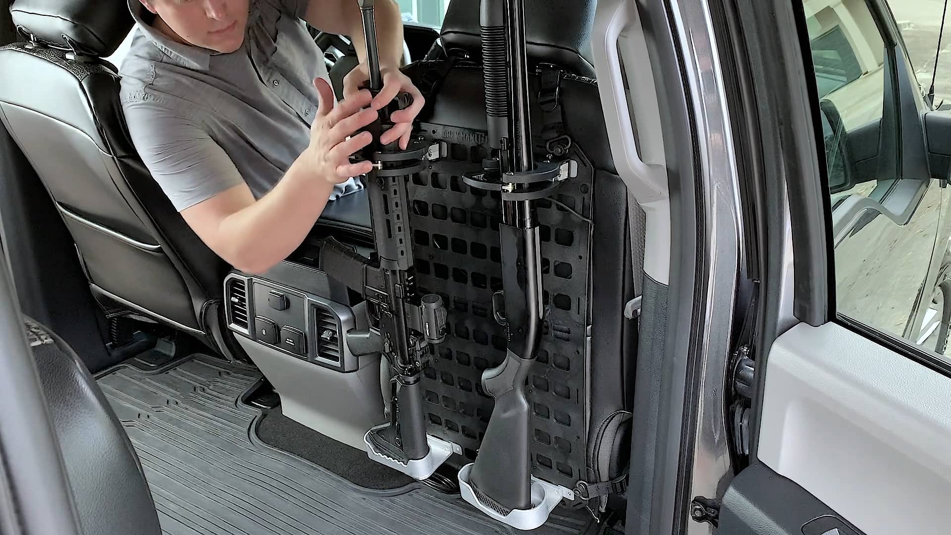 Vehicle Locking Rifle Rack - SC-6 Mount+ 15.25 X 25 RMP on Vimeo