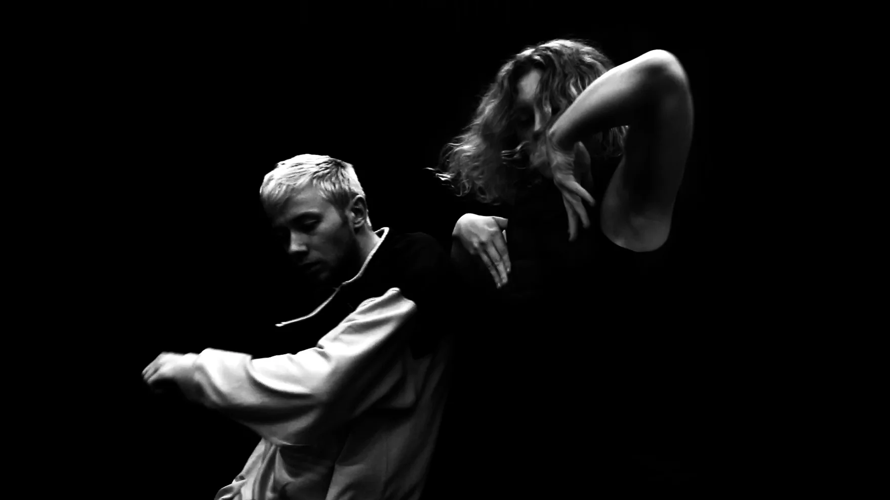 Intro Video // Week 53 // Daisy Howell on Vimeo