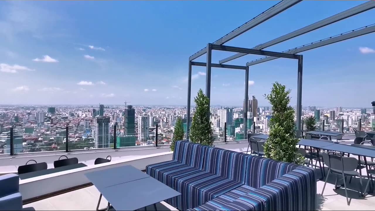 Celeste Sky Bar 360° on Vimeo
