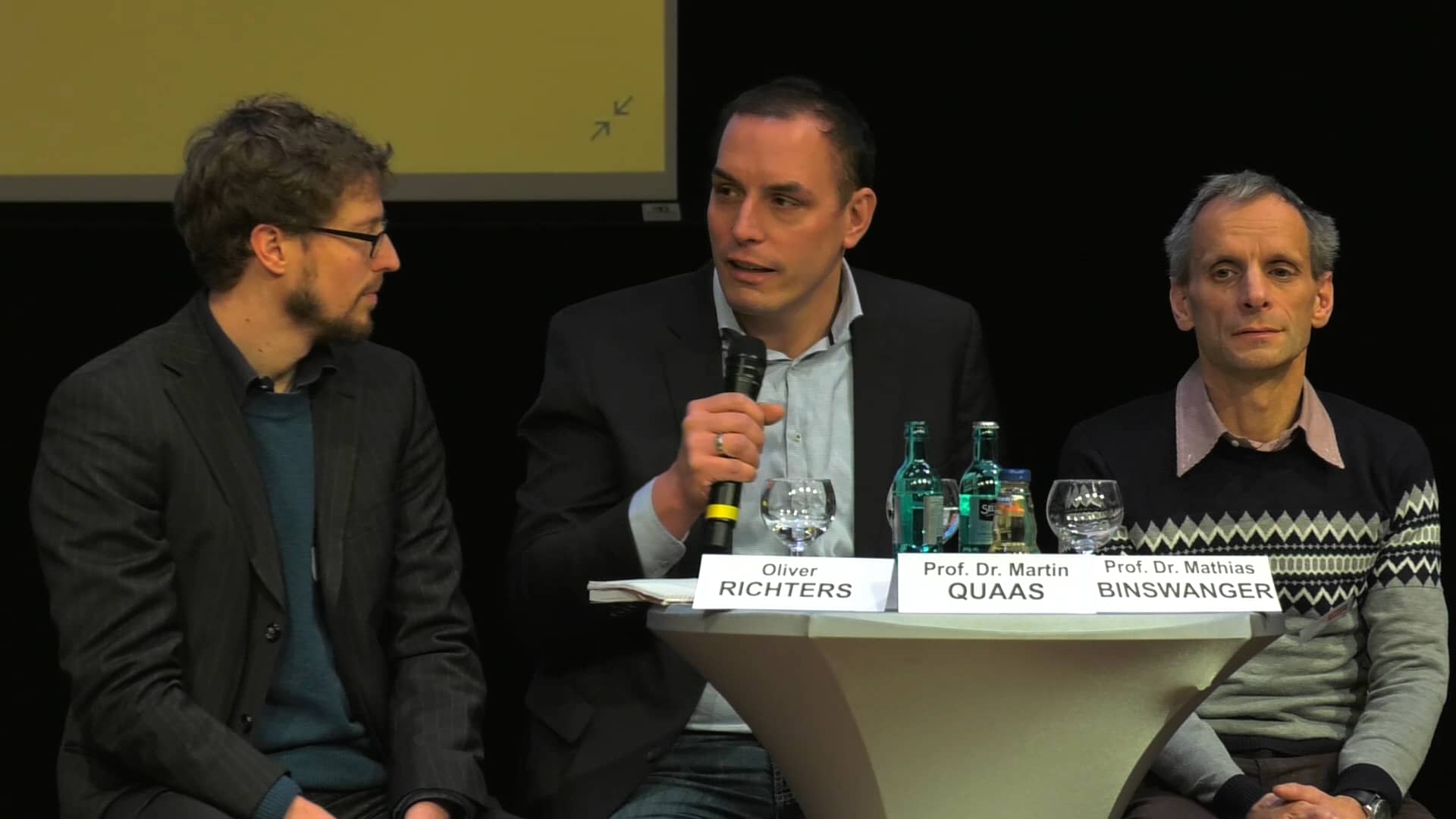 Prof. Dr. Martin Quaas am 1. Coburger Symposium zur Wachstumskritik on ...