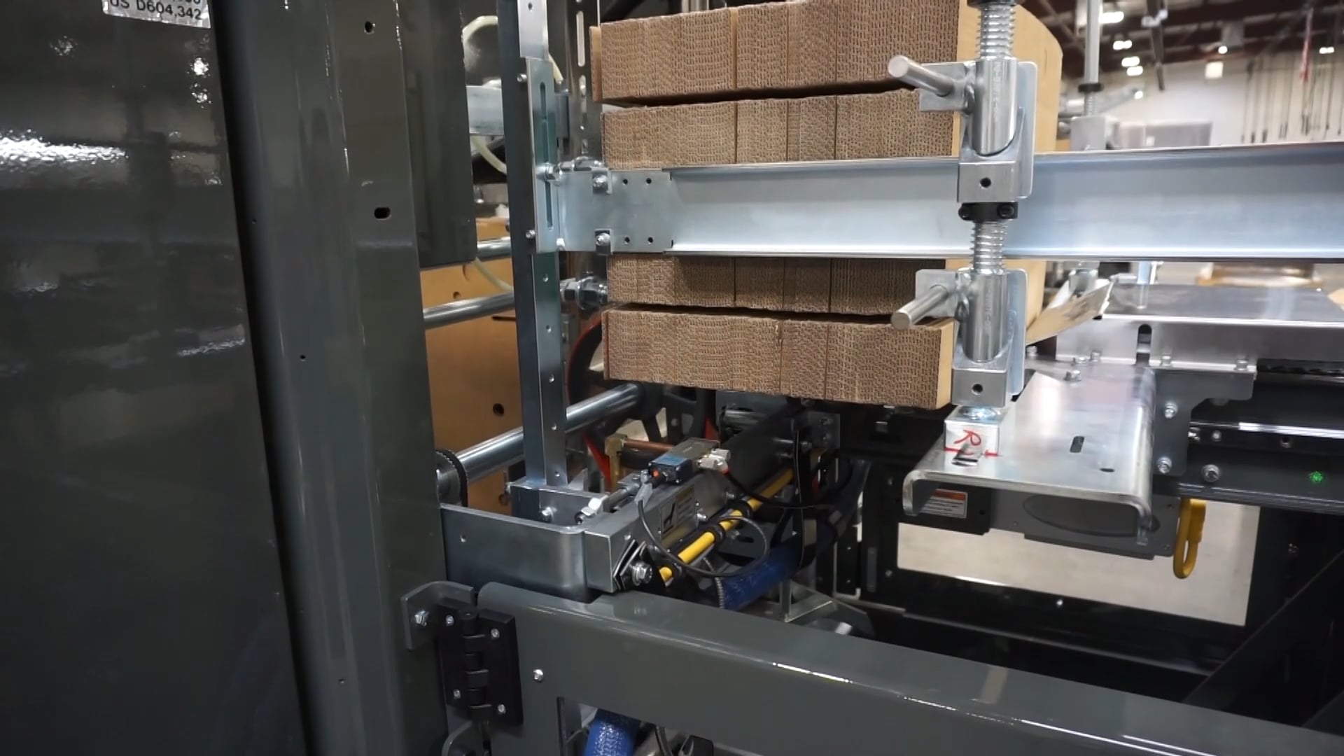 BW Integrated Systems - SWF Tray Former, TF 400V - End Slotted Tray ...