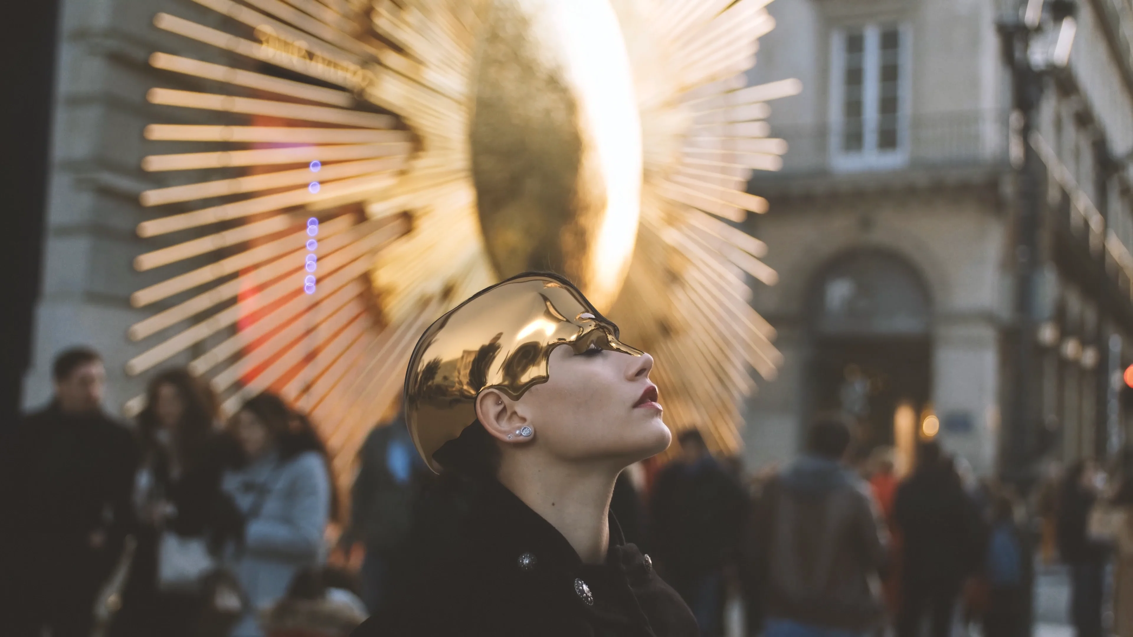 Liquid gold mask on Vimeo