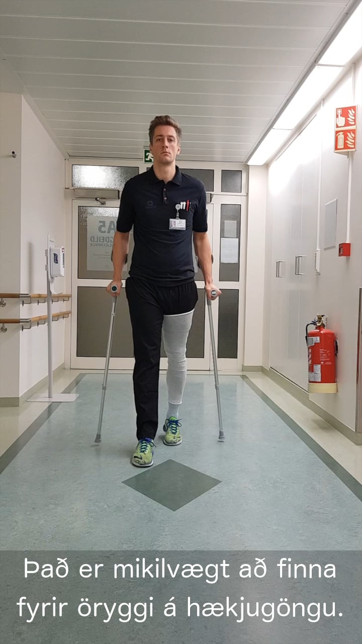 Hækjur - Hækjuganga - Þriggja punkta on Vimeo