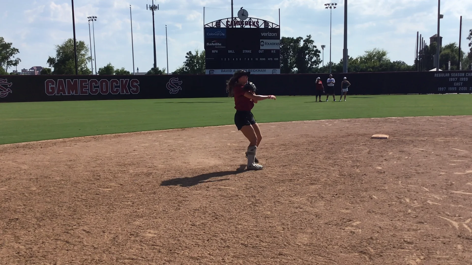 Softball Throwing Mechanics: Infield Throwing | High Level Throwing® on ...