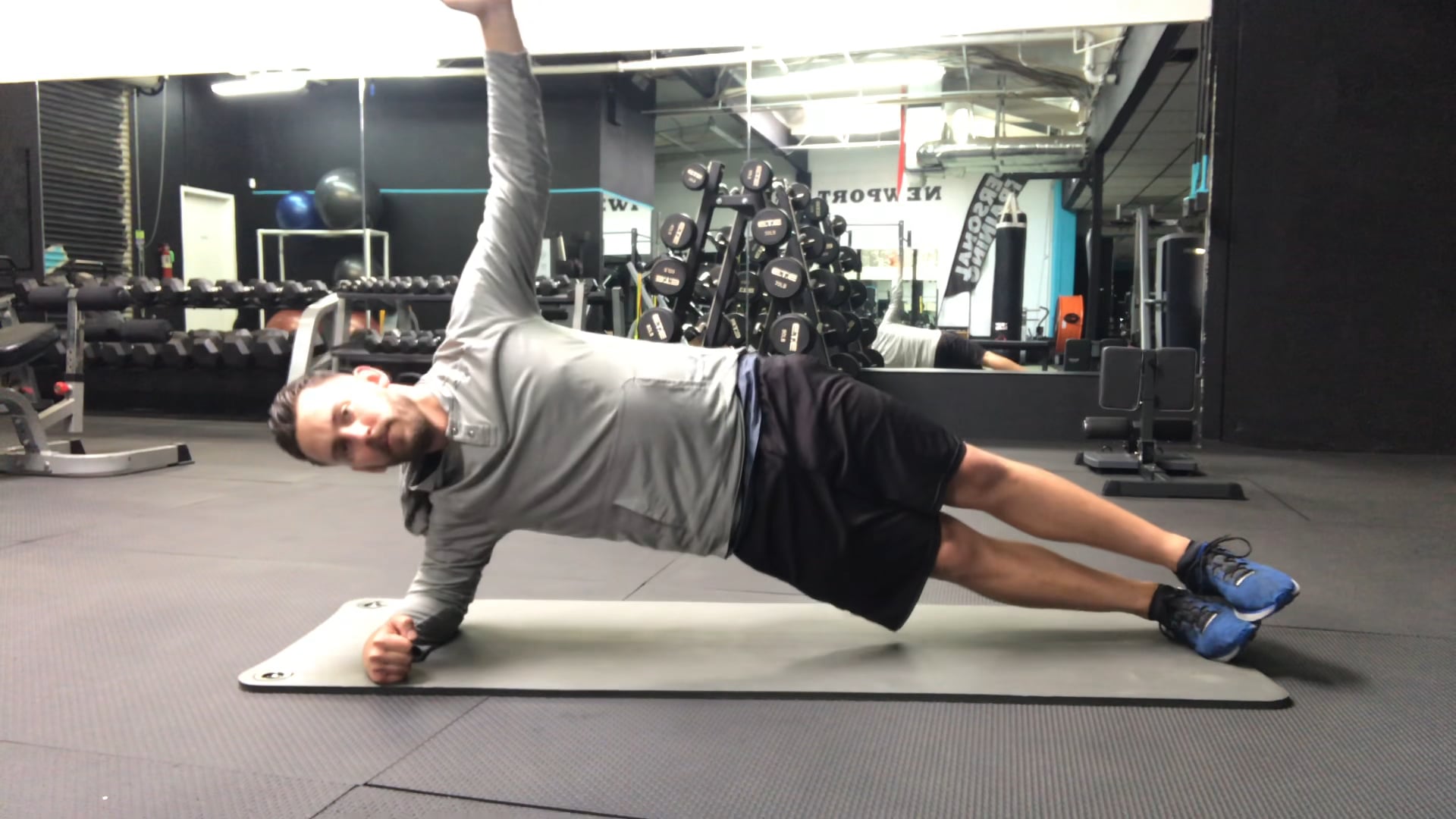 Side Plank Dips on Vimeo