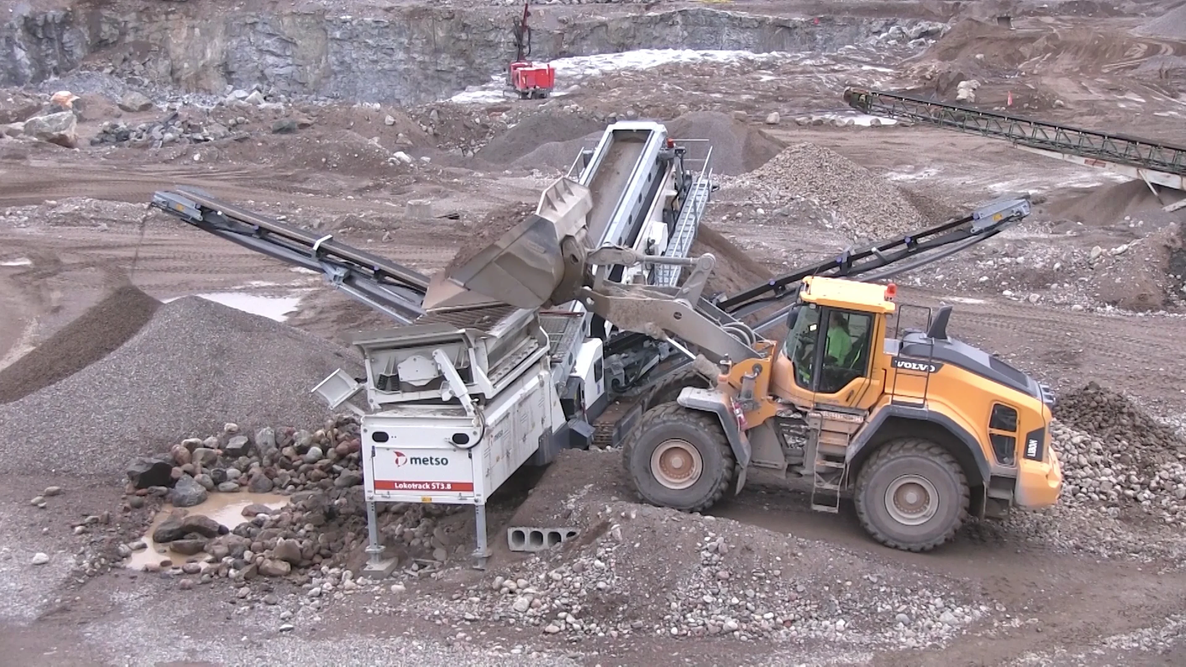 Metso Lokotrack ST3.8 on Vimeo