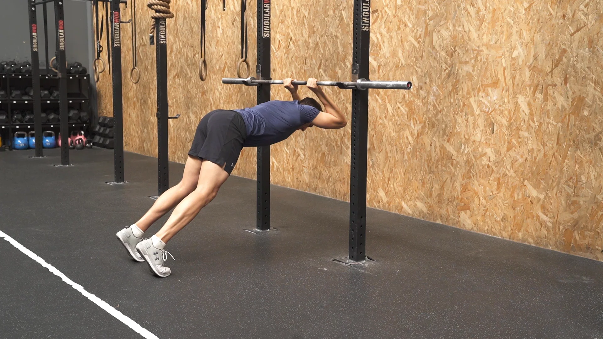 36765 Triceps_gimnasta_rack on Vimeo