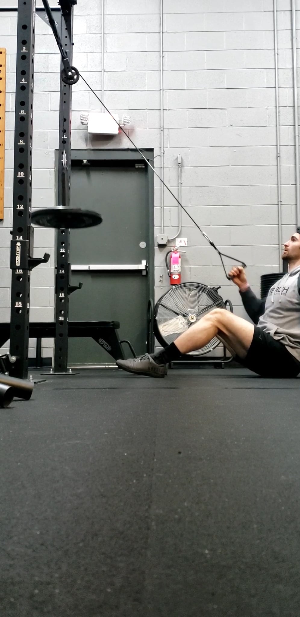 Floor Seated Single Arm High Angle Row on Vimeo