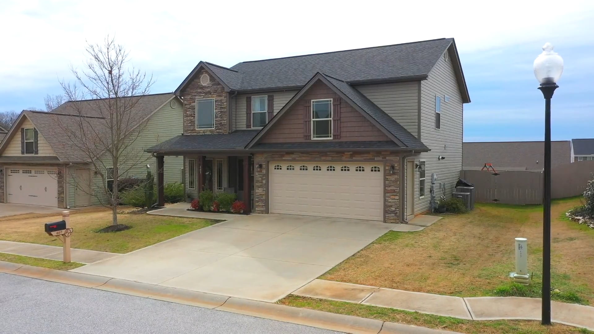 607 Marchbanks Rd on Vimeo