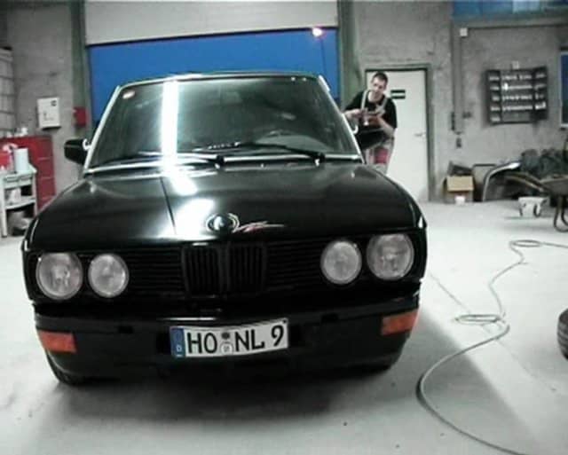 Pimp my old BMW - Oldschool Beamer on Vimeo