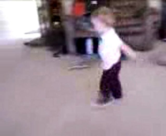 Ben & Haydn 'rassle on Vimeo