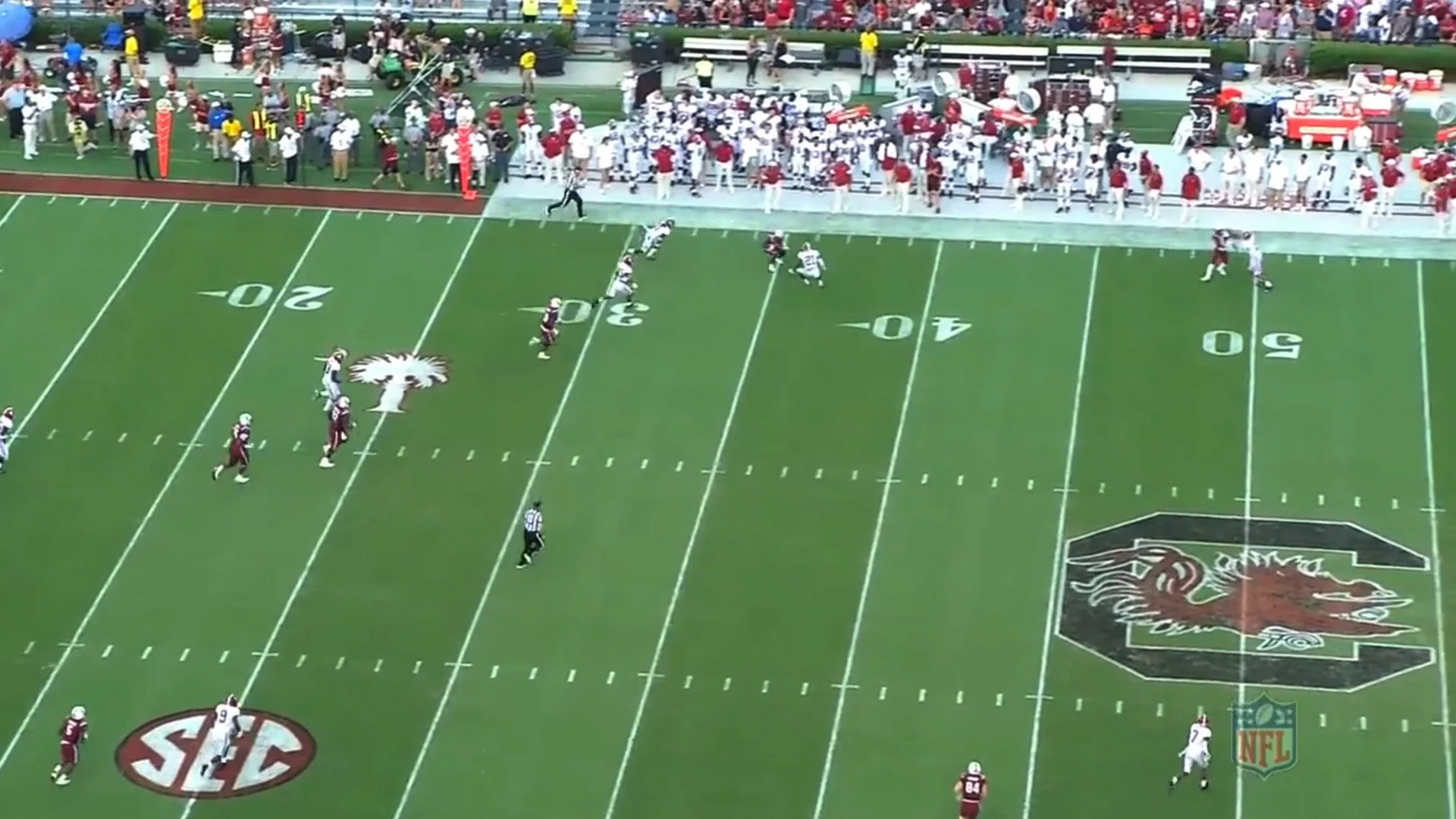 Diggs pattern matching, communicates, QB line of sight, confident on Vimeo