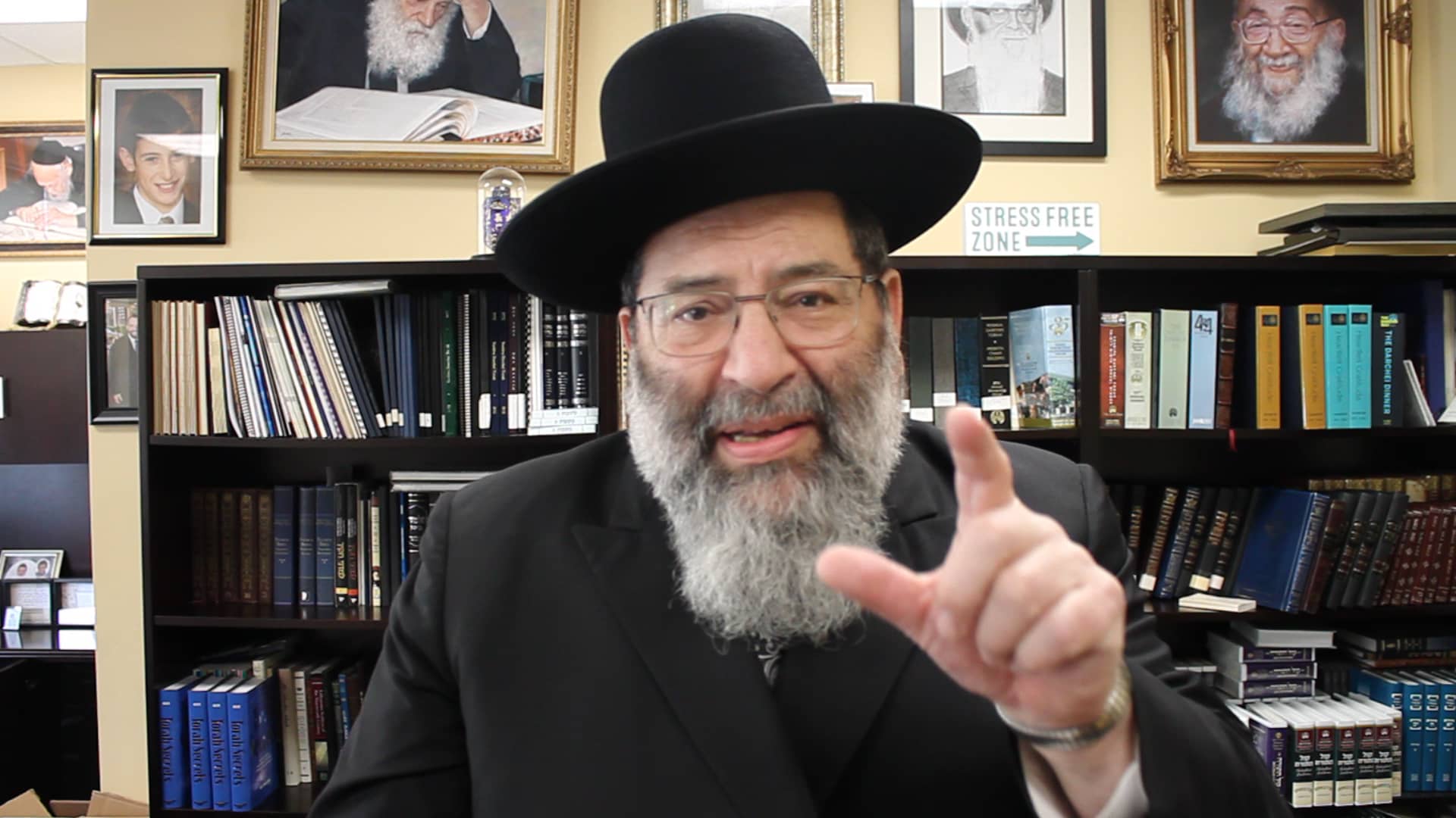Rabbi Yaakov Bender on Vimeo
