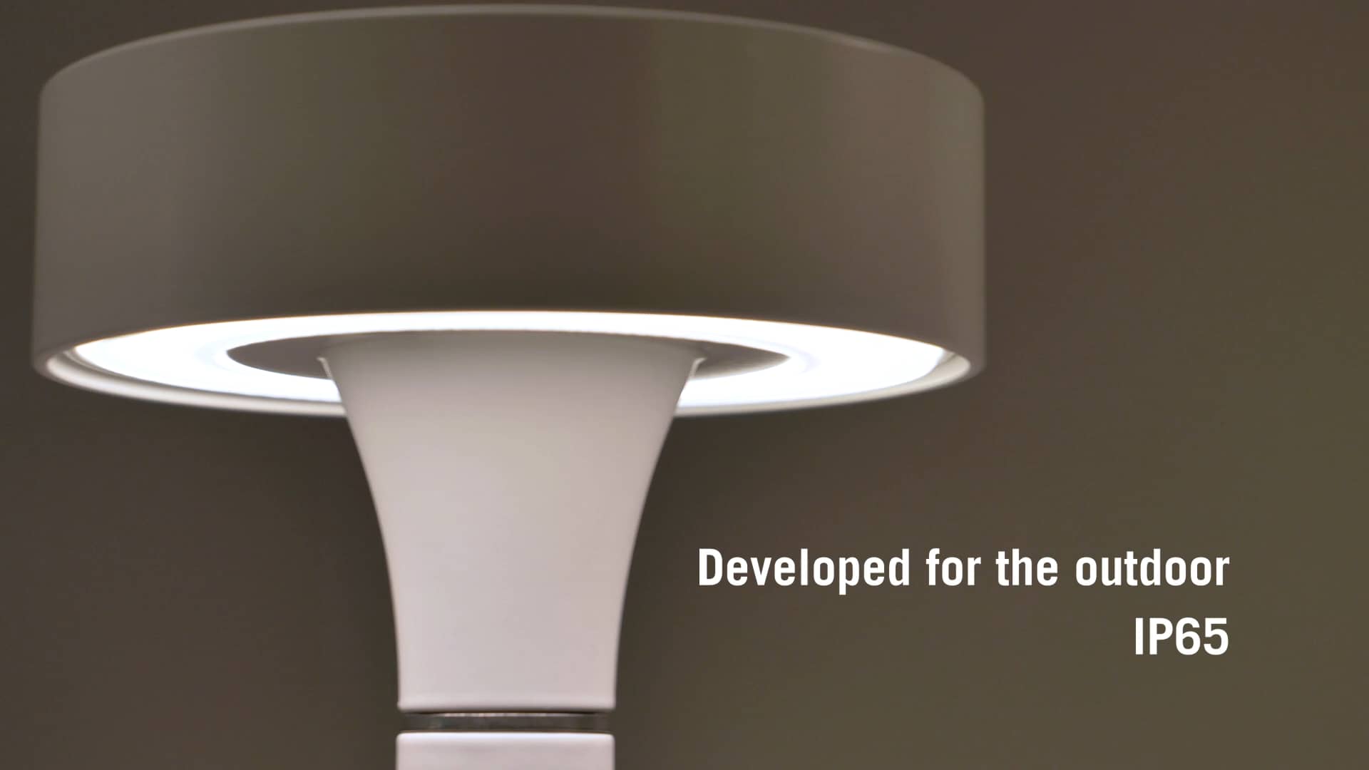 TRÈS JOLIE - Applique, free standing table lamp and residential bollard ...