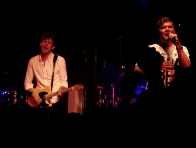 Mark Ronson with Daniel Merriweather "Stop Me" cover