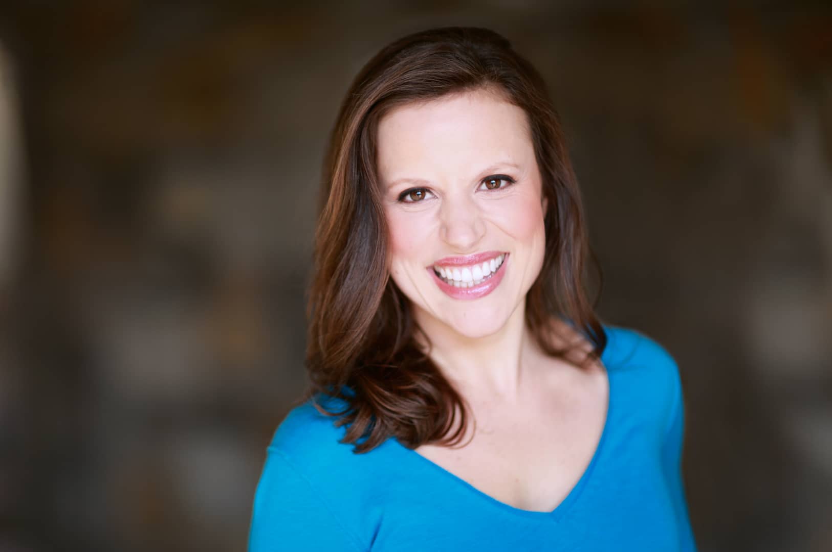 Jeanette Bonner Hosting Reel on Vimeo