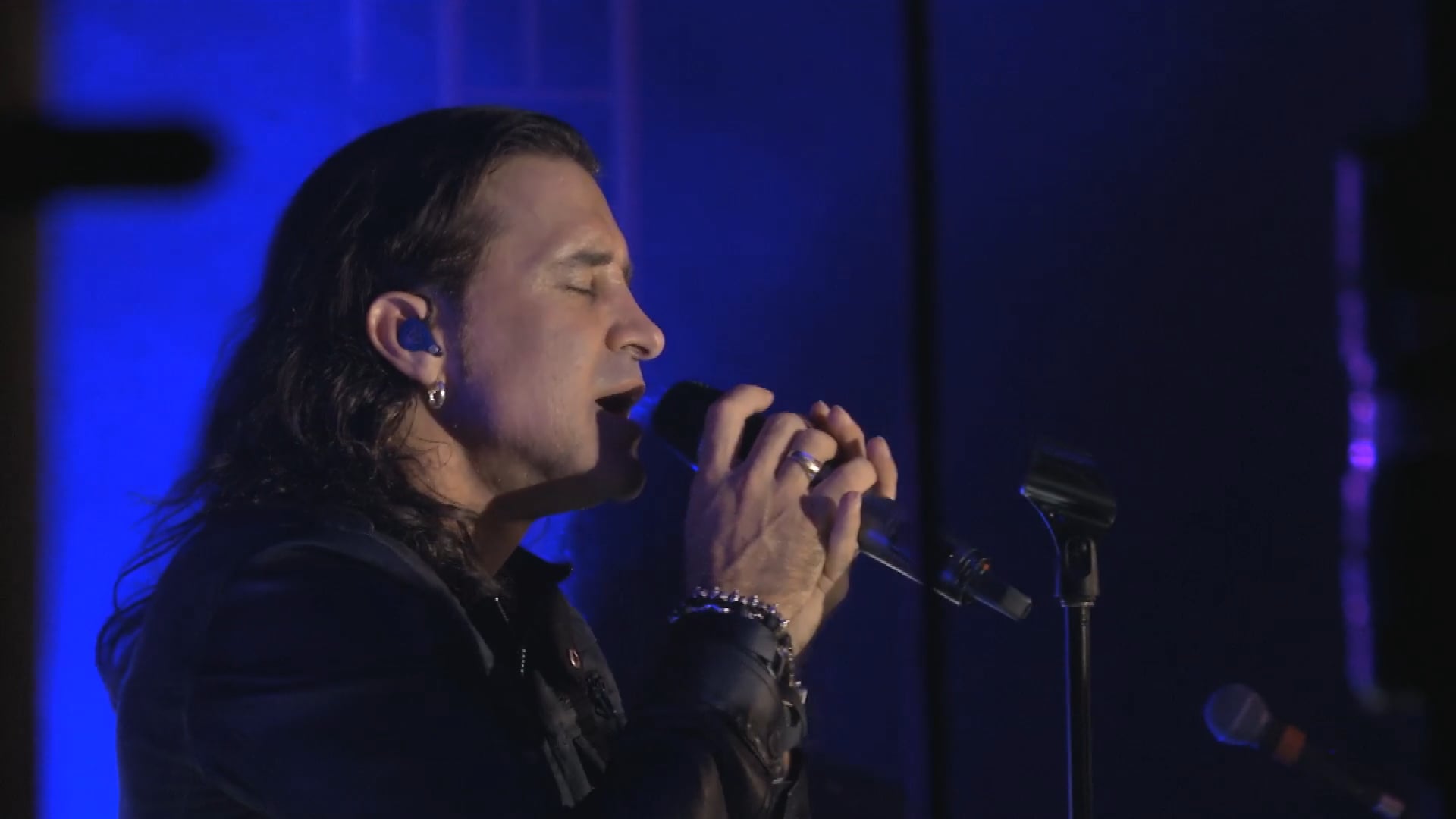 Scott Stapp of Creed - "Higher" Live Performance on Vimeo