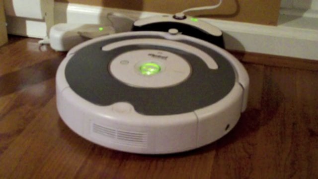 iRobot Roomba 540 on Vimeo