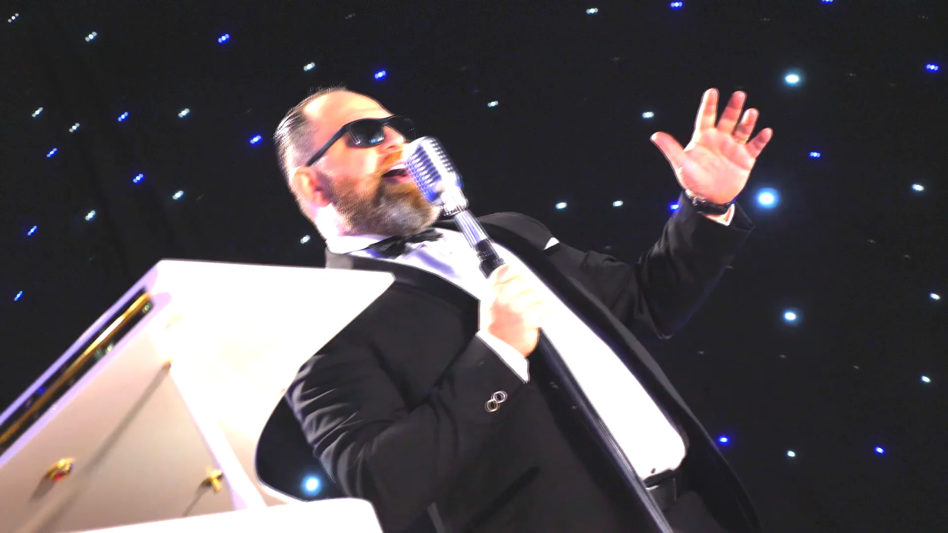 REM FLEMING PIANO BAR MORE REDY on Vimeo