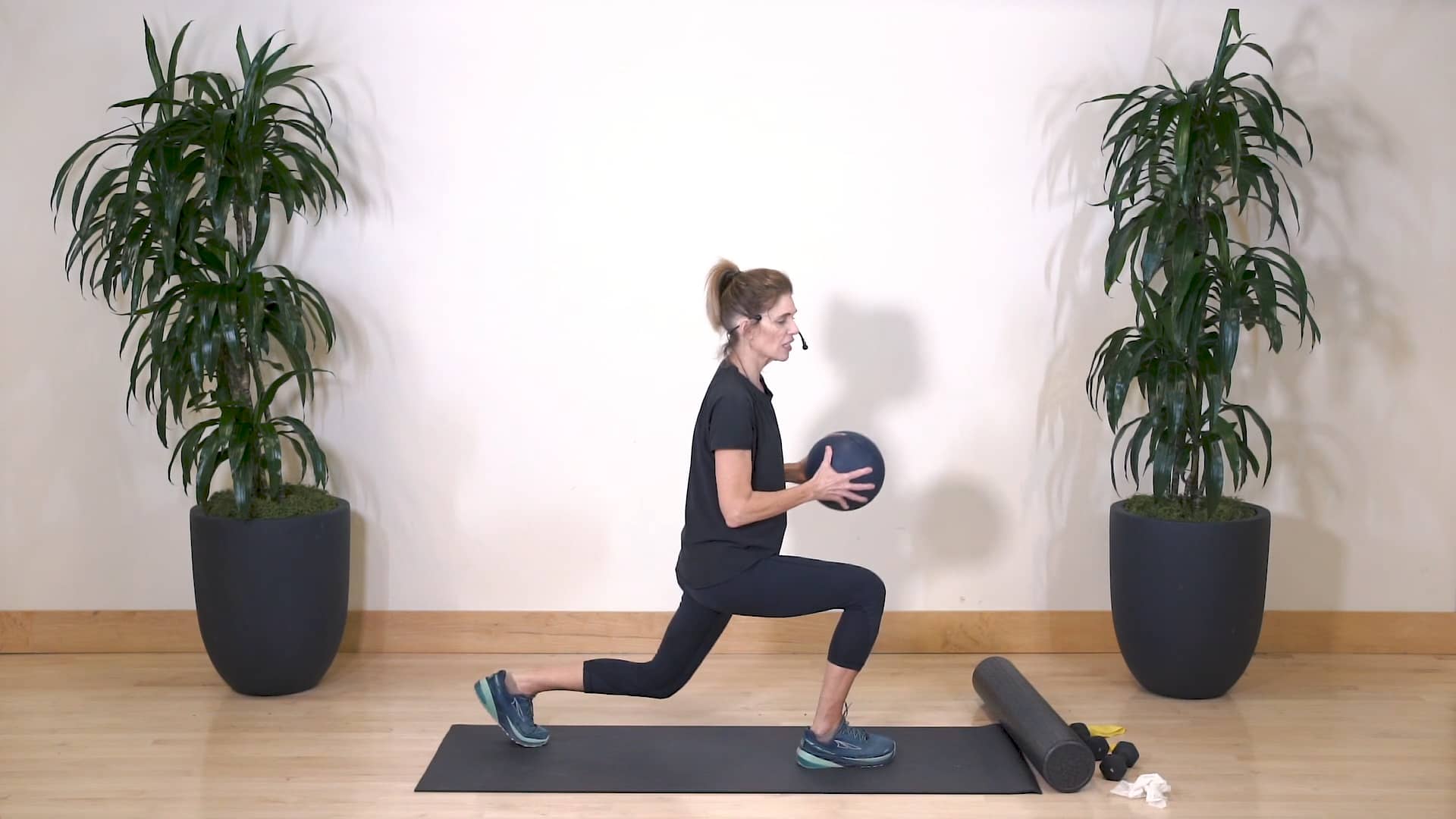 Strengthening & stretching with Michelle on Vimeo