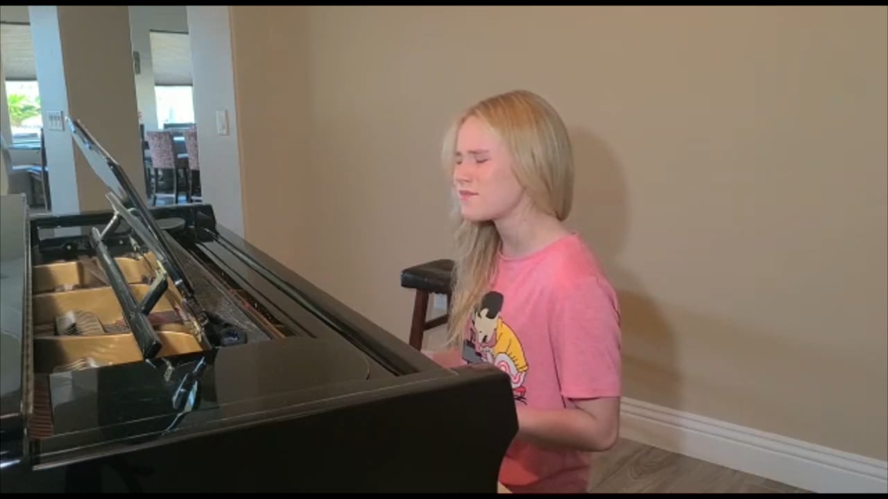 Saree McIntosh- singing-playing Piano on Vimeo