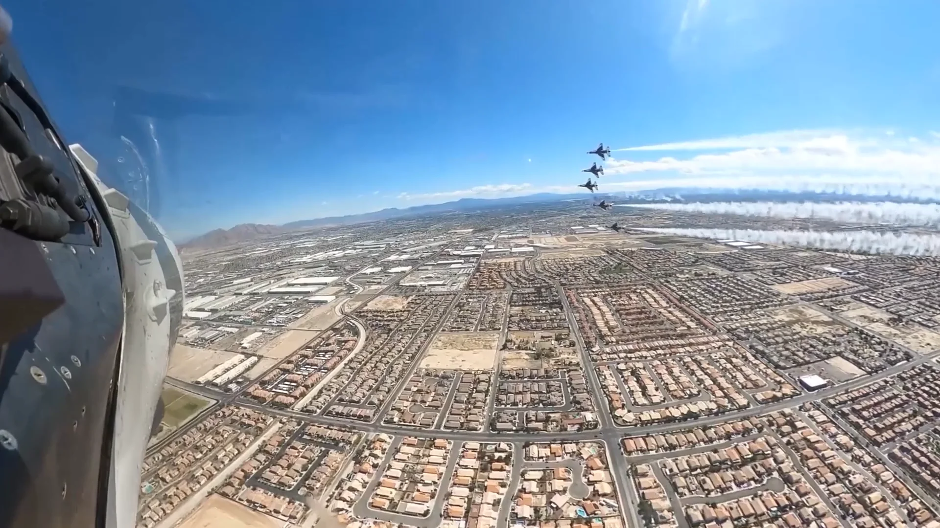 Thunderbirds - USAF Thunderbirds thank front-line workers in Las Vegas ...