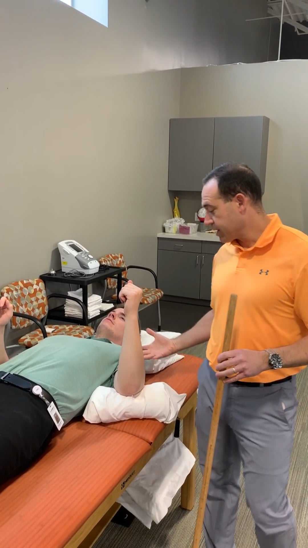 Active Assisted External Rotation With Cane on Vimeo