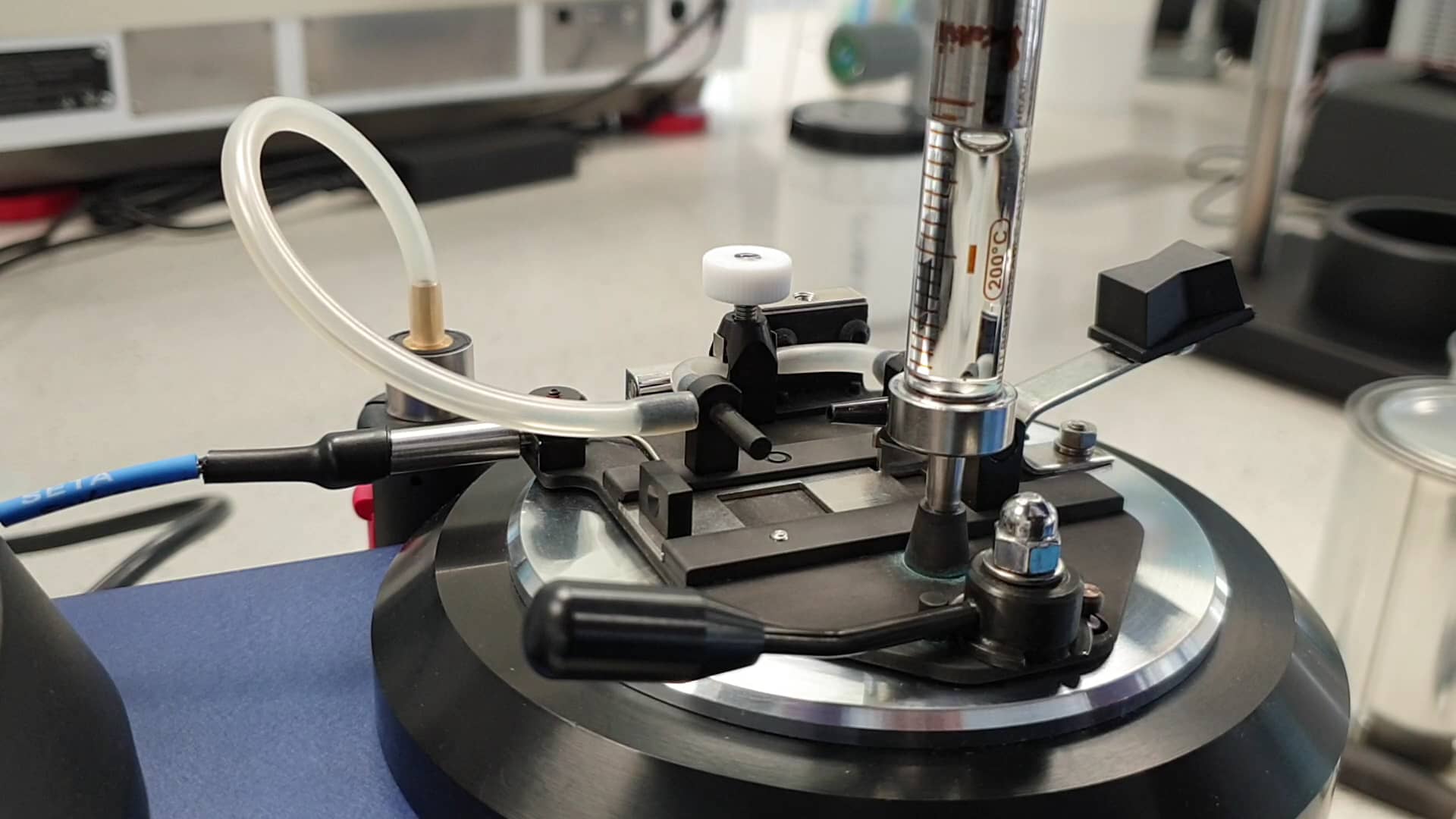 Flash point ASTM D3278 & ISO 3679 on Vimeo