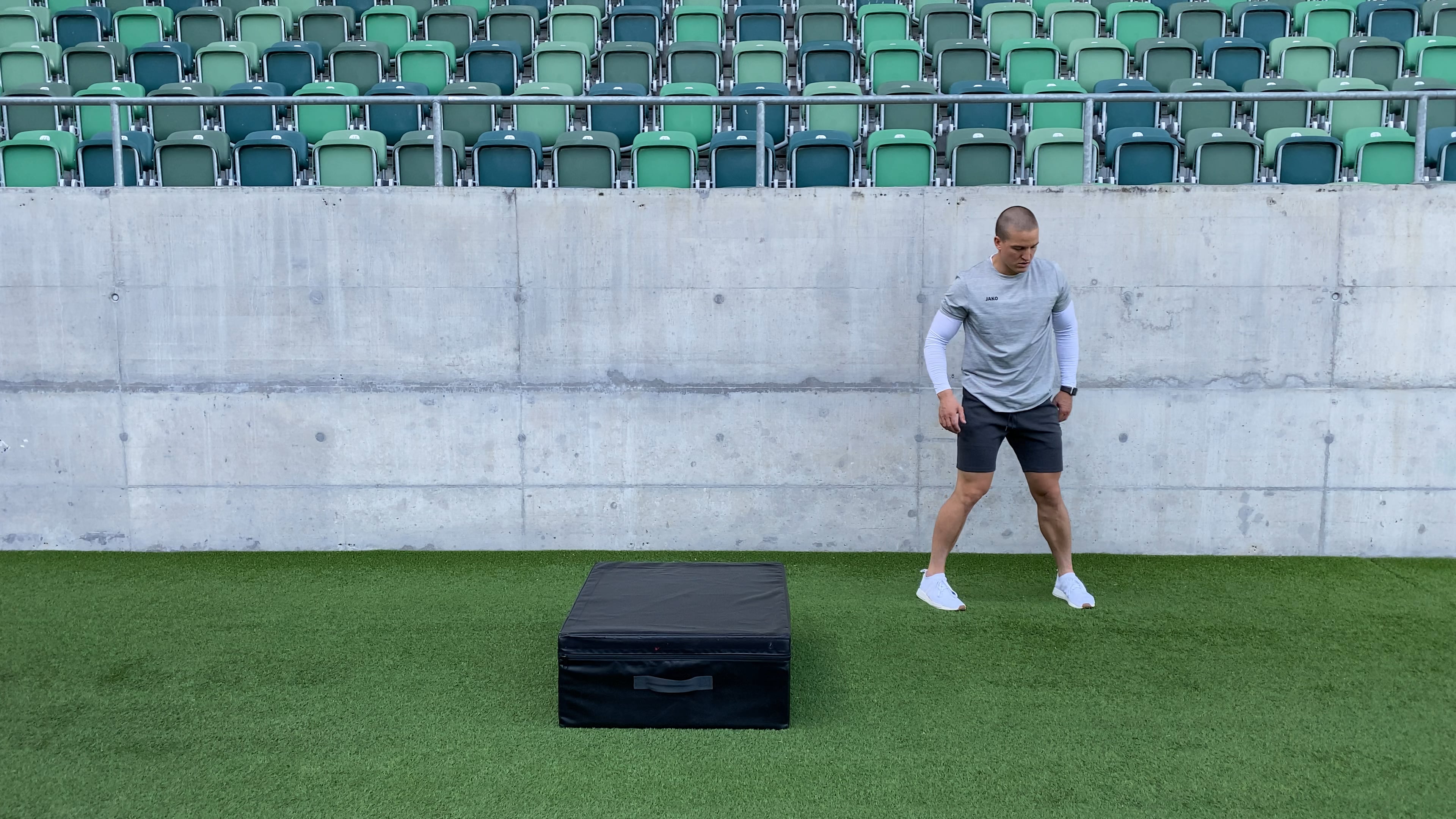 PLYO: Lateral Bound to Box Jump on Vimeo