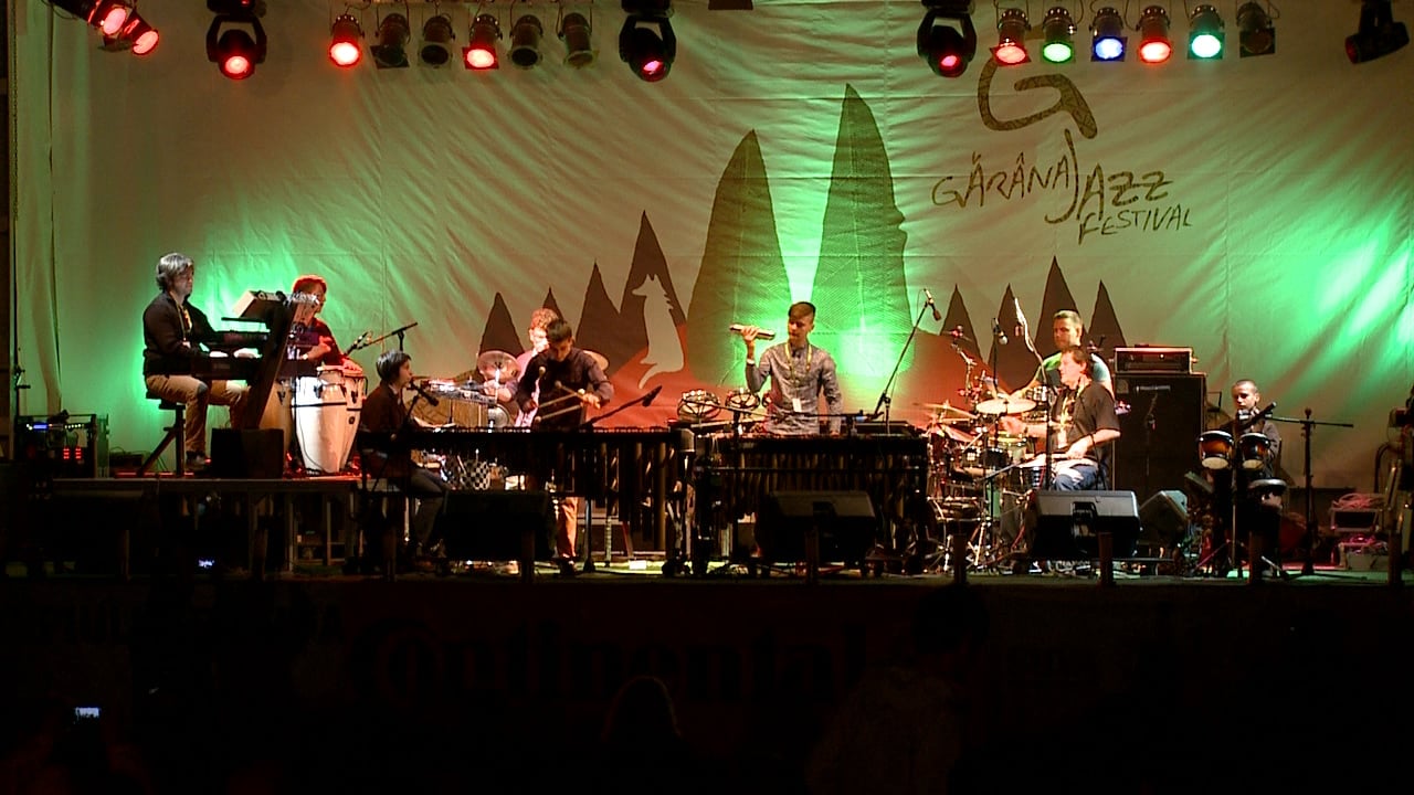 2013.07.19 - Garana 2013 - Mario Florescu si ansamblul de percutie ...