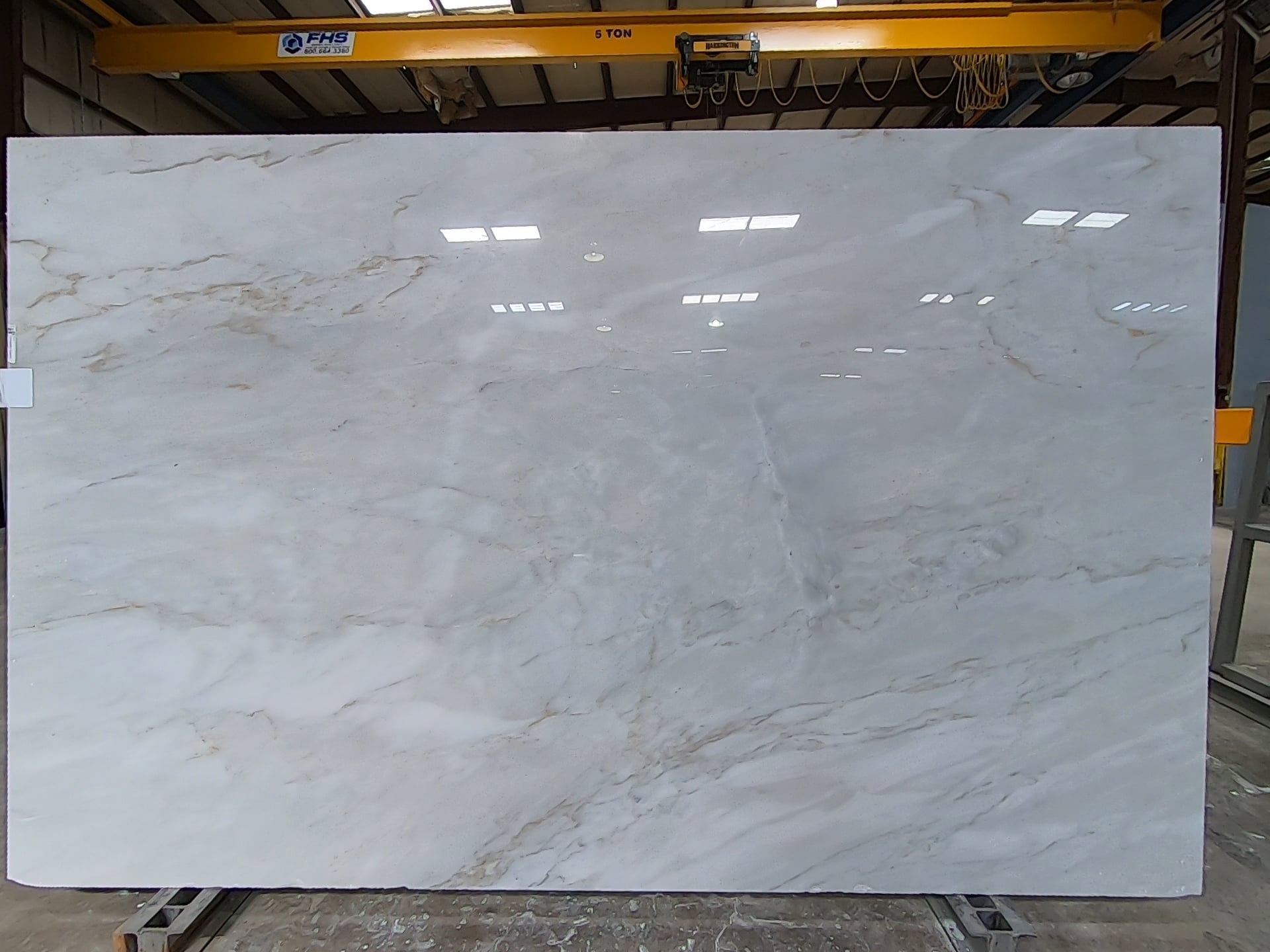 LOT 1435B 3CM POLISHED TAG 44024 on Vimeo