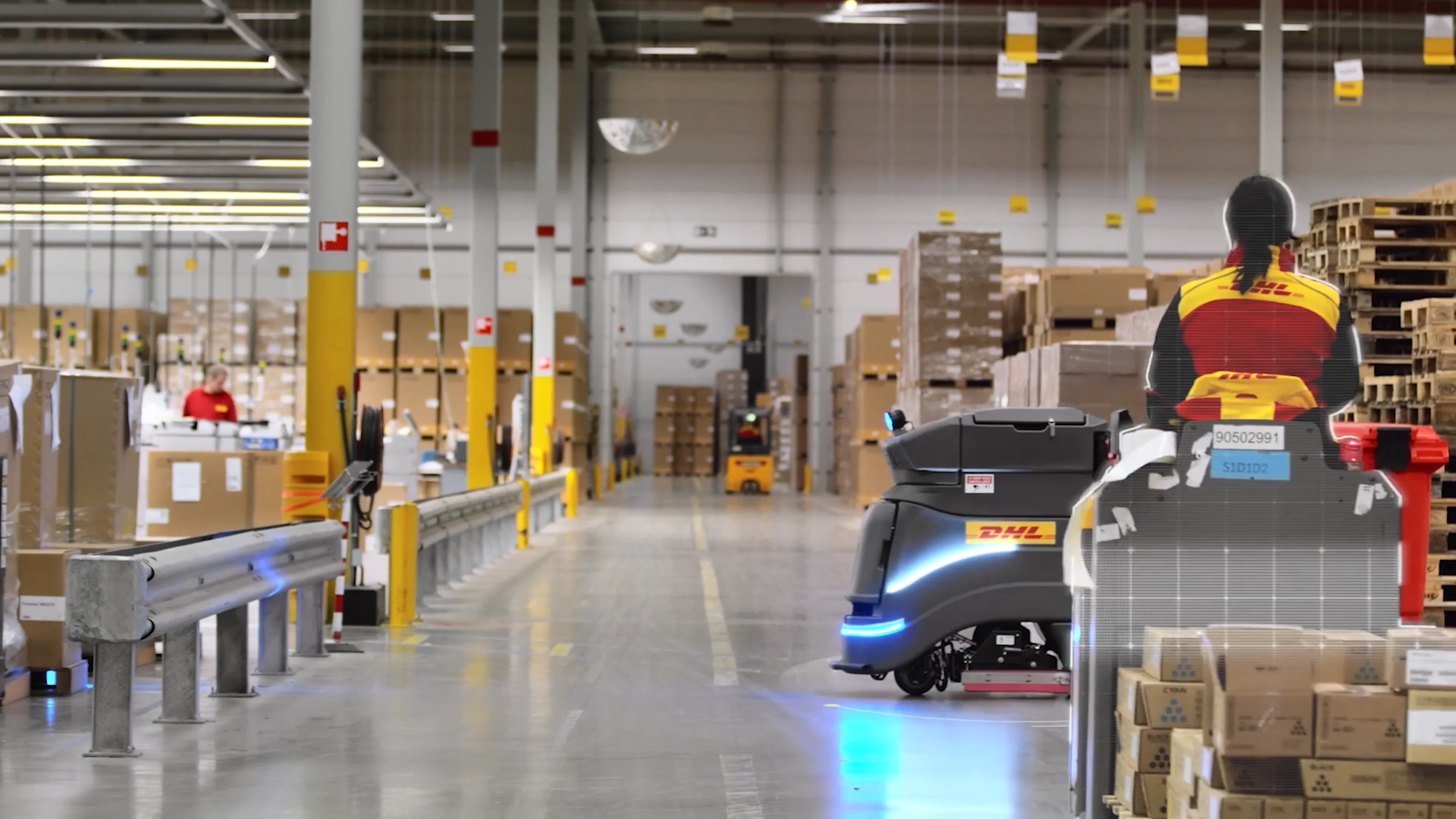 DHL x Avidbots - Customer Story on Vimeo