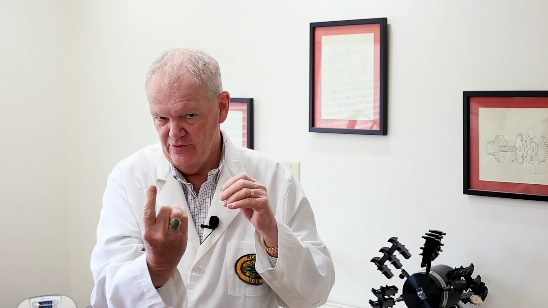 WatchRepair_NewIntro_RotorAxle on Vimeo