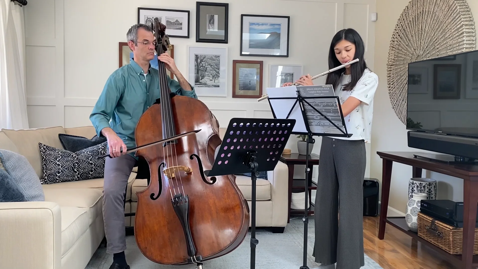 y2matecom - #MusicConnects_ Scott Pingel performs 2 menuets from JS ...