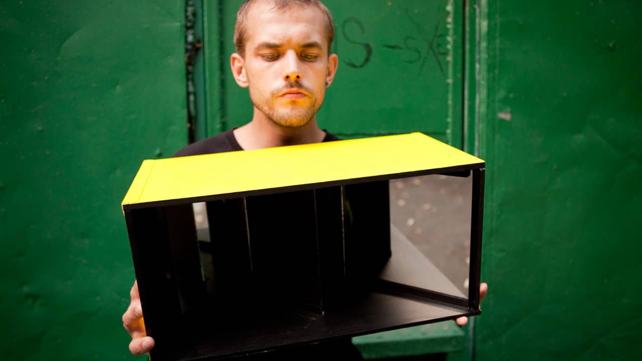 Flipped Vision device (pseudoscope) on Vimeo