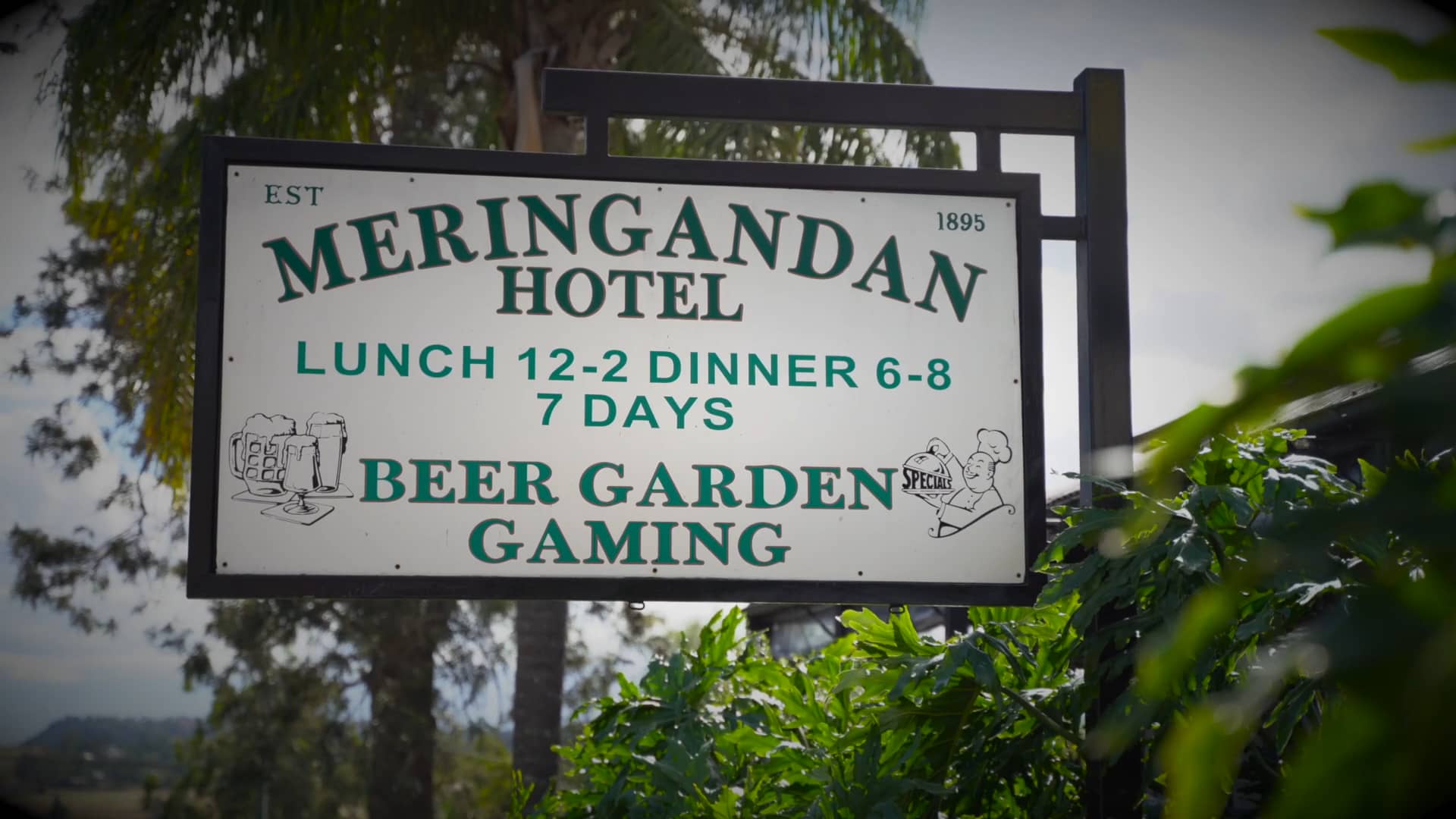 Pat Weir (Meringandan Pub) on Vimeo