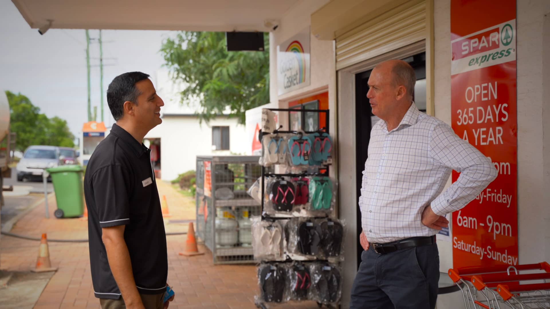 Pat Weir (Goombungee SPAR) on Vimeo