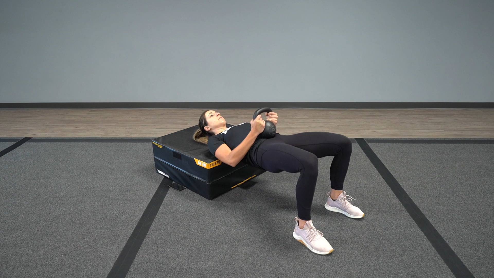 KB + Plyo Box Glute Bridge on Vimeo