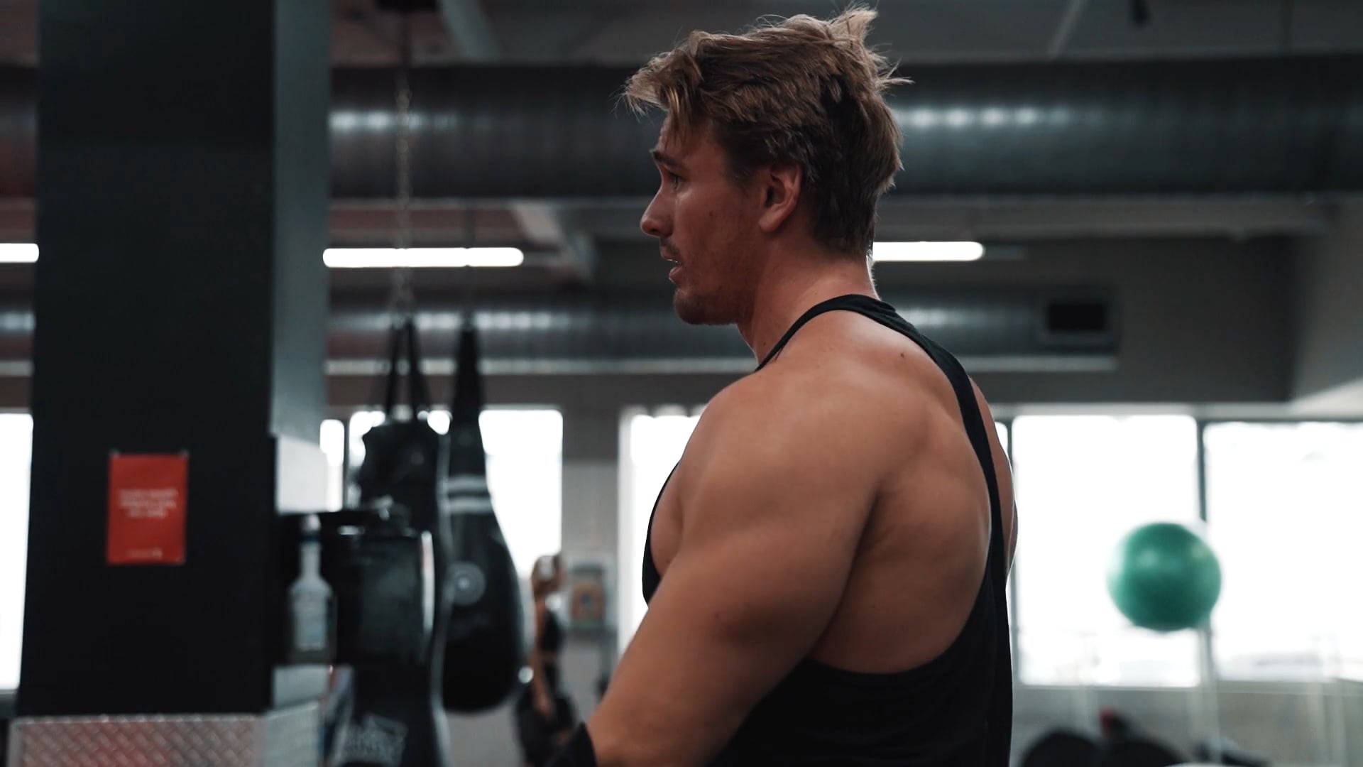 Workout with Fitness First Ambassador - Lachie Brycki on Vimeo