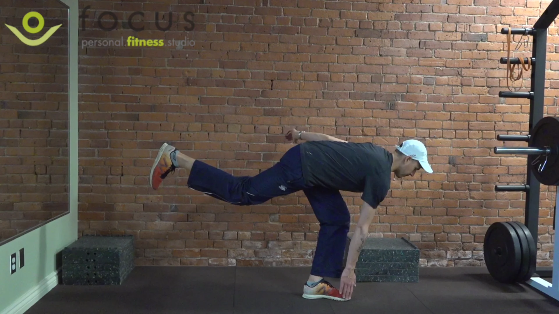 Single Leg Deadlift Toe Touch on Vimeo