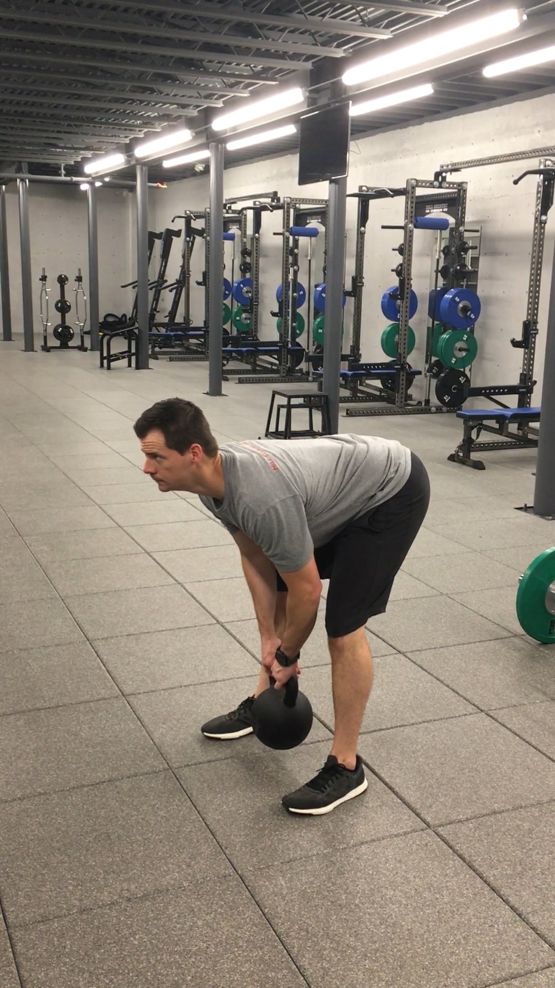 Kettlebell Romanian Deadlift (RDL) on Vimeo