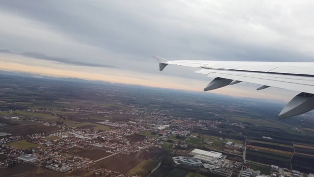 Plane Taking Off Videos: Download 9+ Free 4K & HD Stock Footage Clips ...