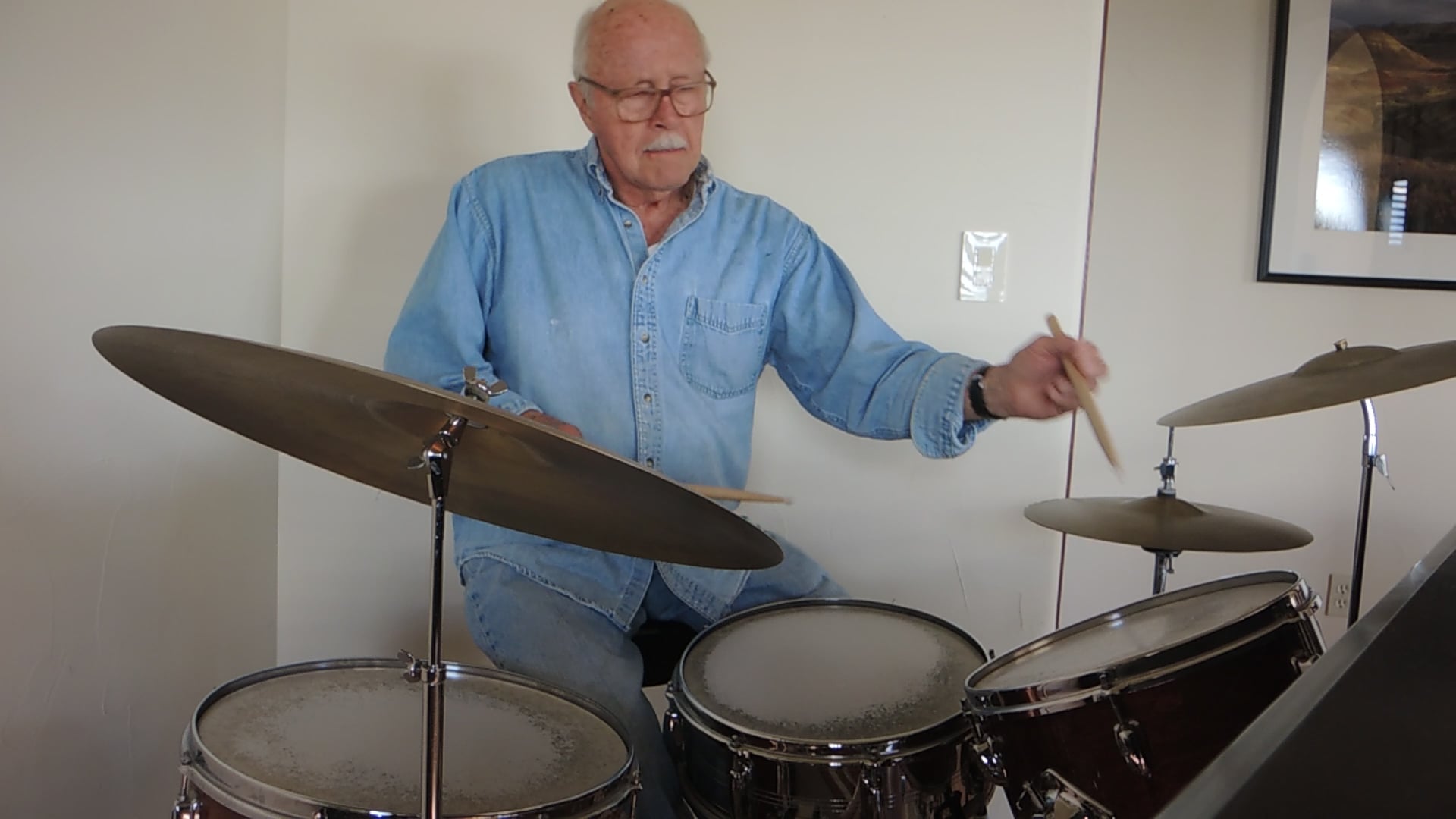 Ken on drums on Vimeo
