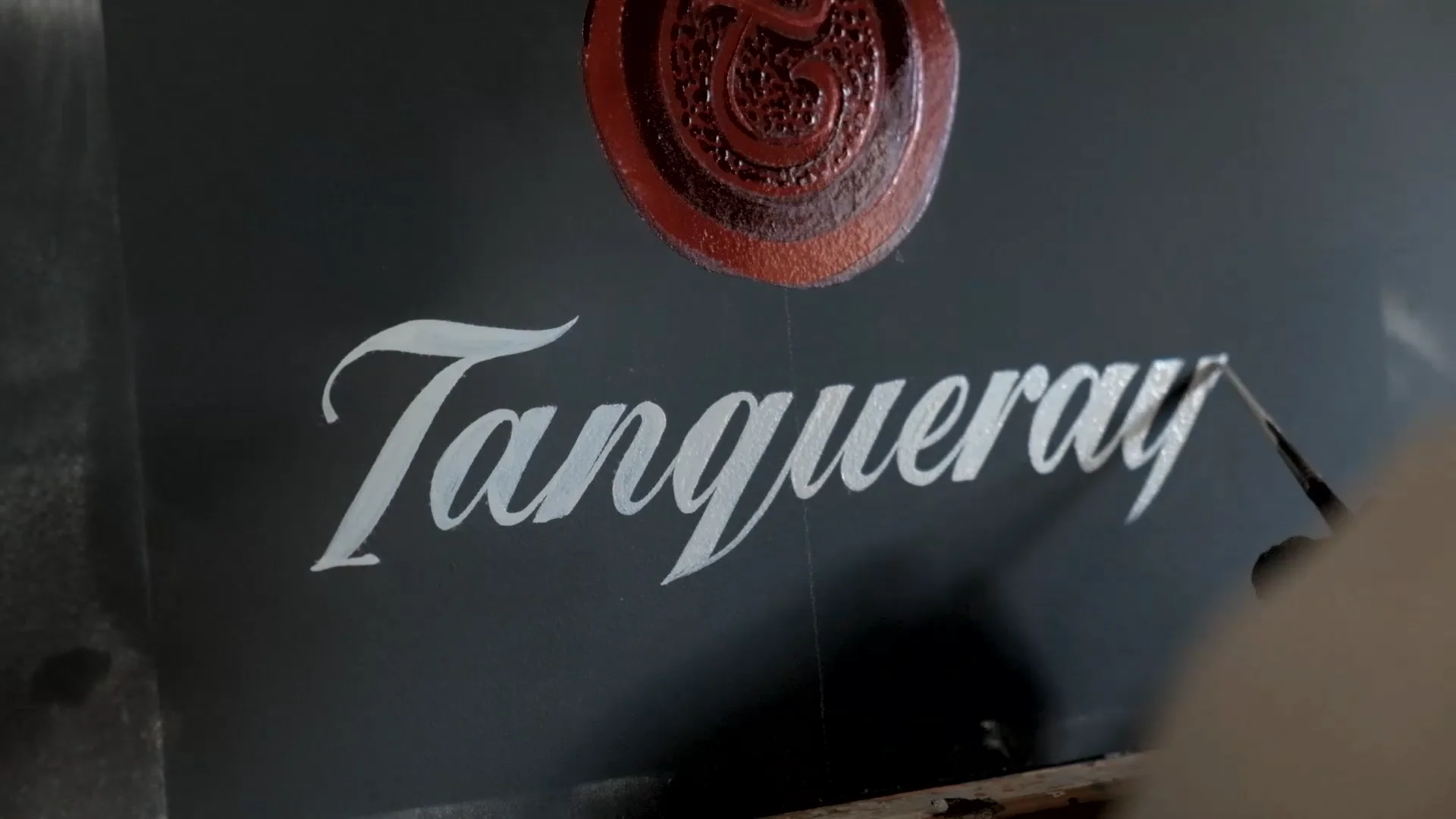 Tanqueray Logo Timelapse on Vimeo