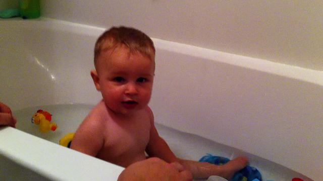Bathtime on Vimeo