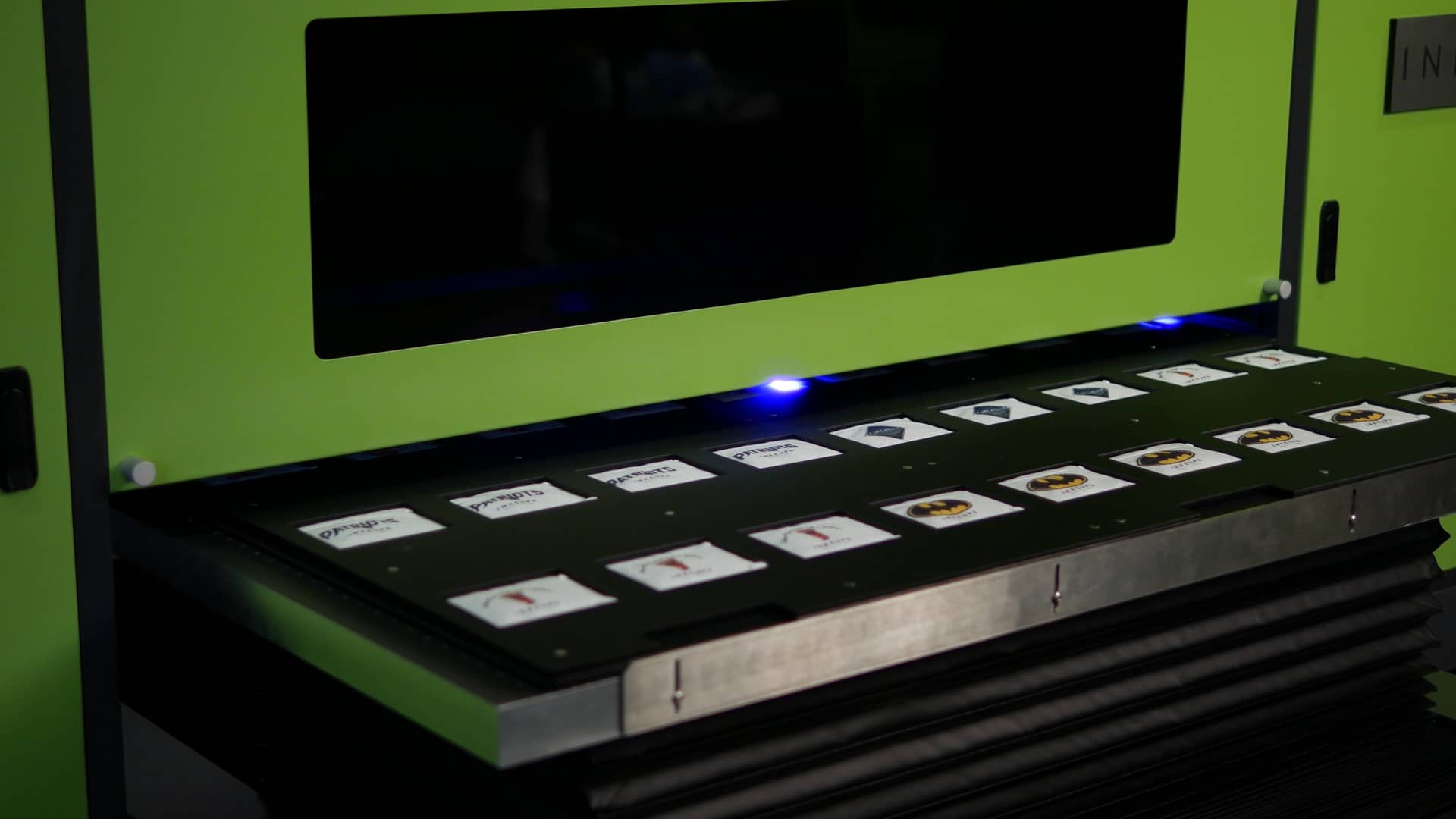 X5 UV Flatbed Printer- Printing on N95 Face Masks on Vimeo